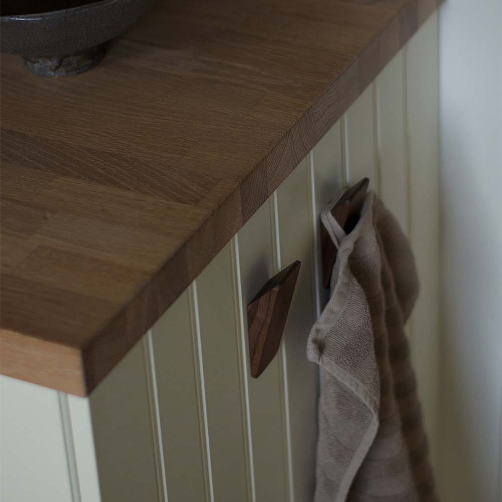 Knagg Switch - Valnøtt | Beslagonline.no